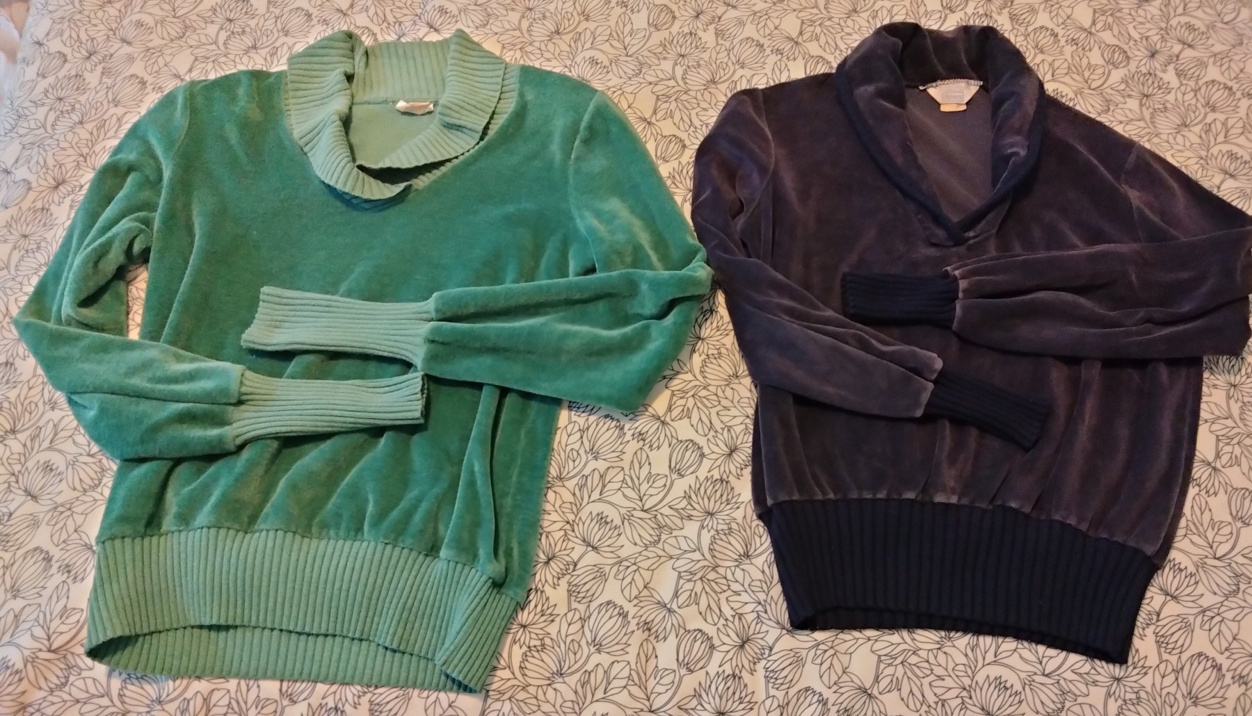 BACK TO THE 1970’S! VELOUR TOPS FROM WELL-KNOWN BRANDS – Magicvintagespy